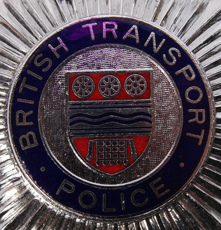An original British Transport Police cap / hat badge of the BTP crest ...