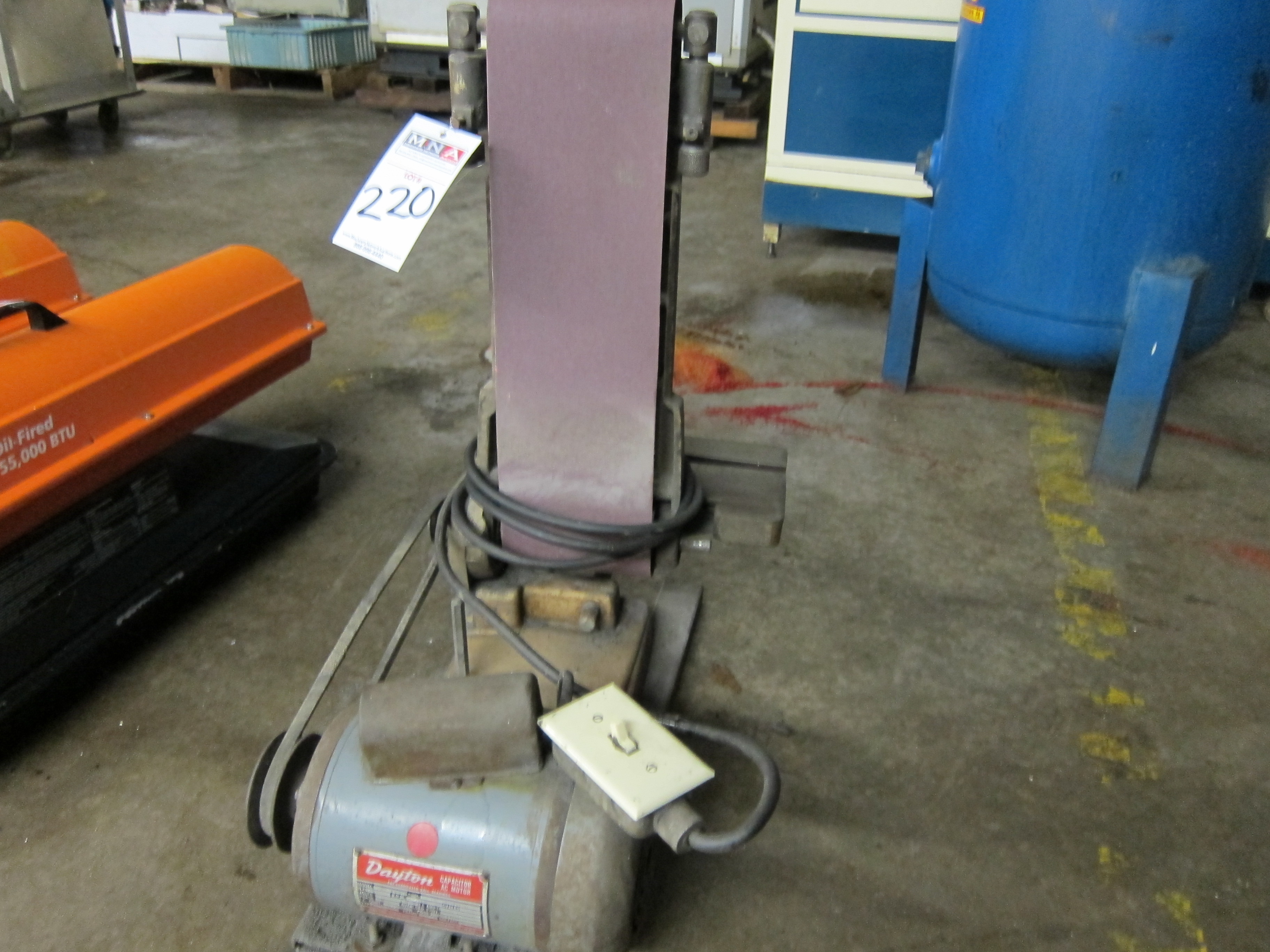 DAYTON 6'' BELT SANDER