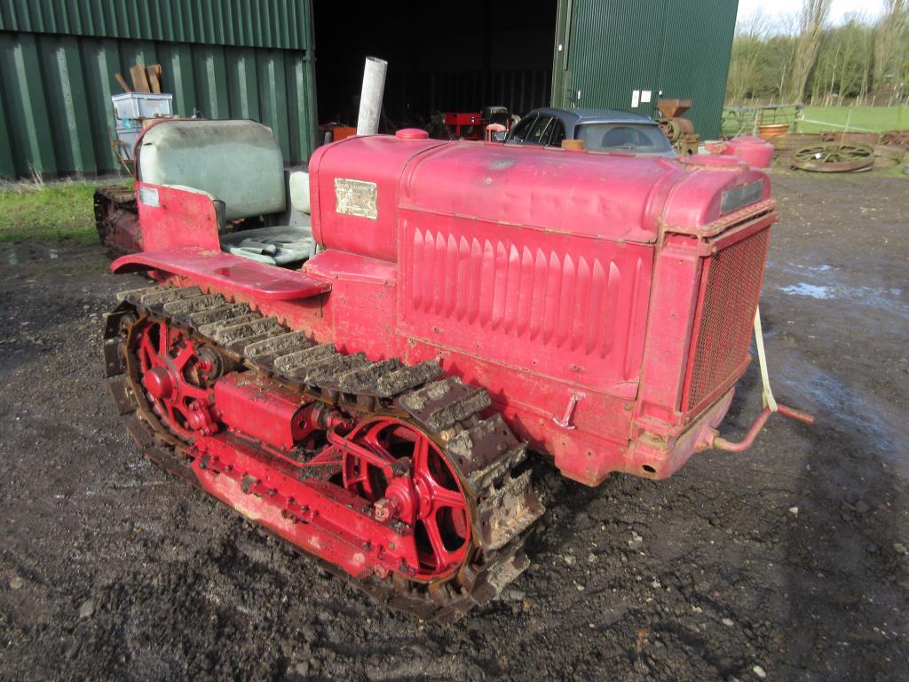 INTERNATIONAL T20 4cylinder CRAWLER TRACTOR Further details at time of ...
