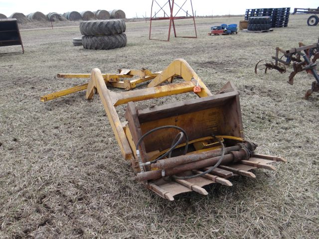 Lot 2439 Freeman Front End Loader