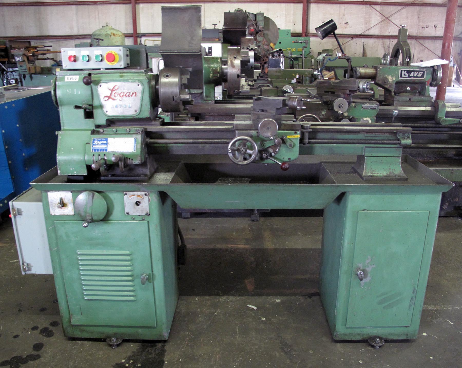 ENGINE LATHE, LOGAN 12" X 35", Mdl. 2557 V, 7" sw. over crosslide, 55"L ...