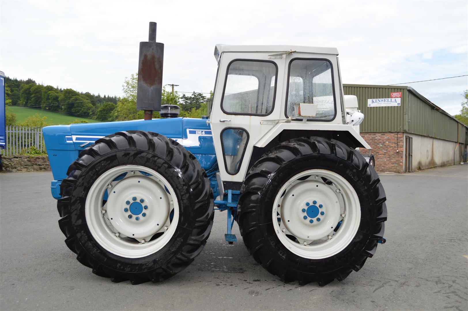 1971 COUNTY 1164 4wd 6cyinder diesel TRACTOR Reg No: 71WW522 Serial No ...