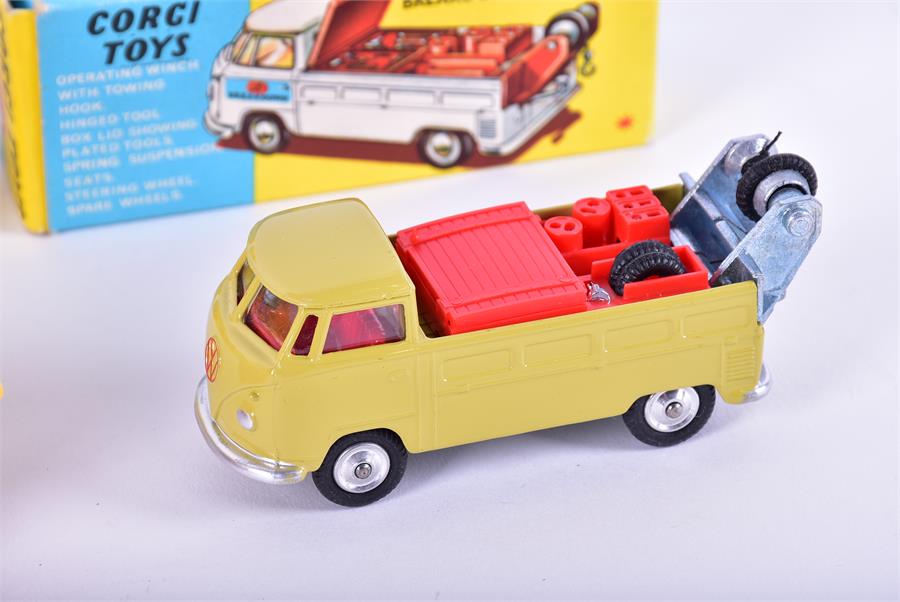 Two vintage boxed Corgi cars comprising a Corgi Toys 490 Volkswagen ...