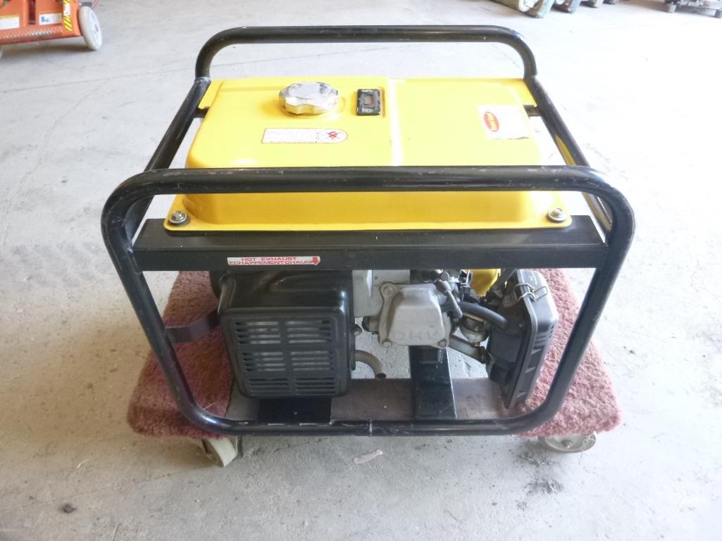NGK 2900H Generator, 2900 Watt