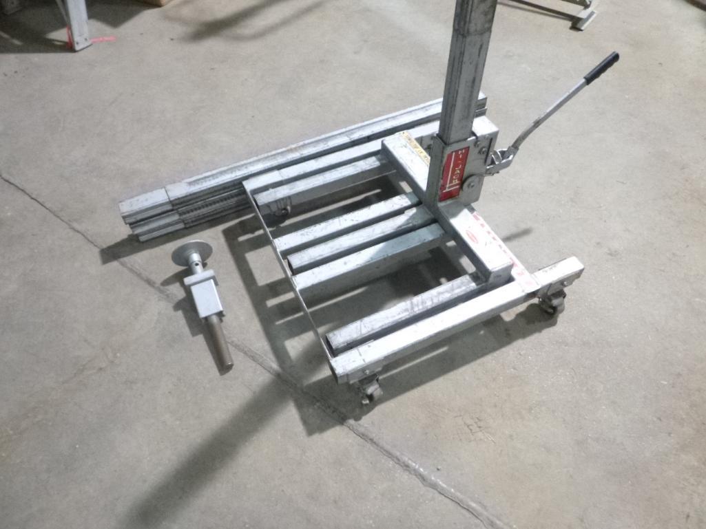 Vermette A-1 Hi-Jacker 500 lb. Lift, 15 ft. Reach with Stabilizer