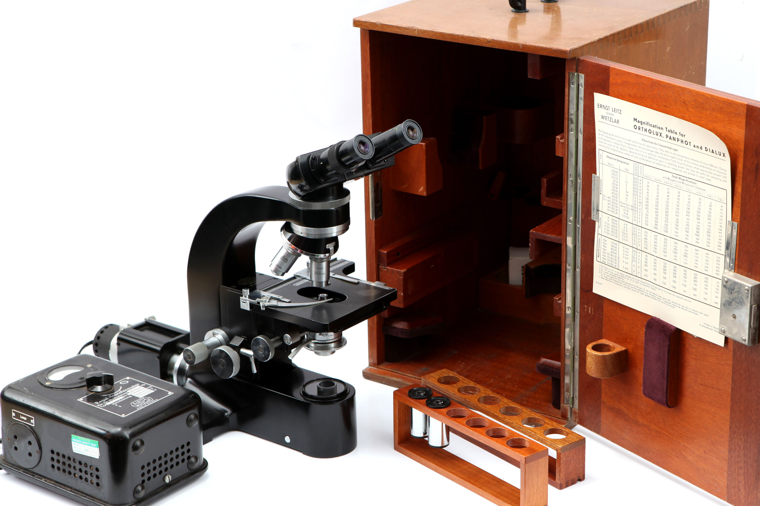 Leitz Dialux Microscope, Circa 1950's, serial No.492576, the black ...