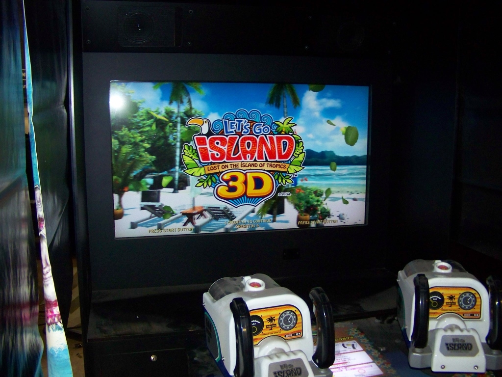 LET'S GO ISLAND 3D DELUXE SEGA ARCADE GAME Item is in used condition ...