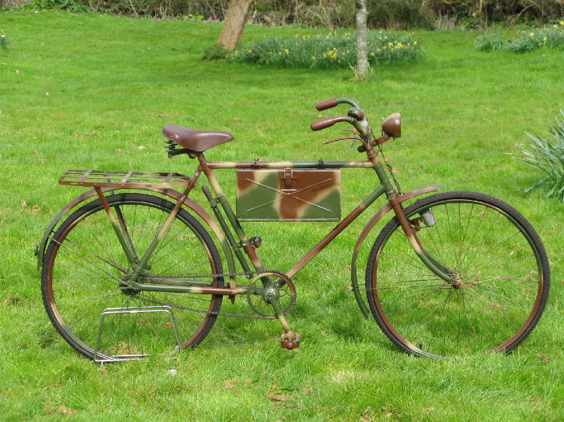 *A WW2 German Wehrmacht Bicycle. Finished in camouflage colours, this ...