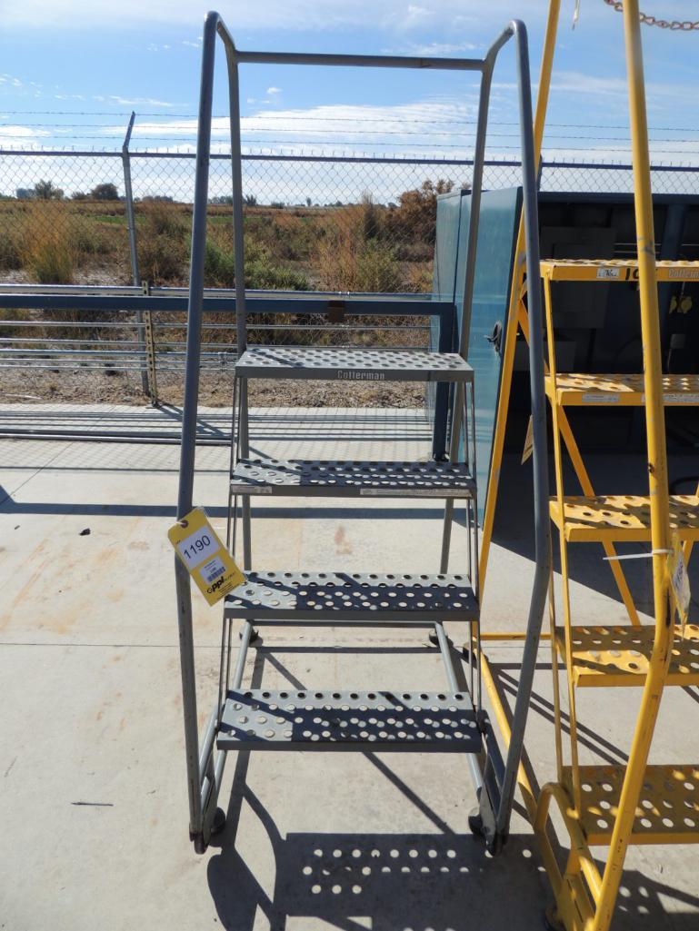 Cotterman 450 lb. 4-Step Rolling Ladder