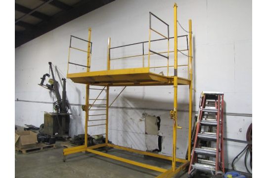 Portable Adjustable Work Platform