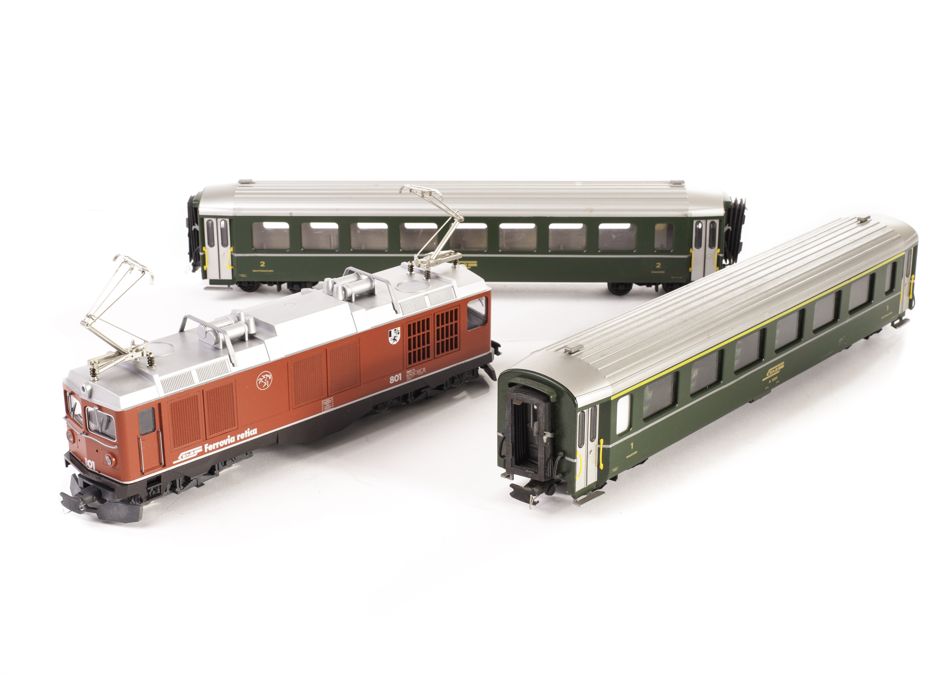 Roco O scale Metre-Gauge (24mm Gauge) Locomotive and Fama rolling stock ...