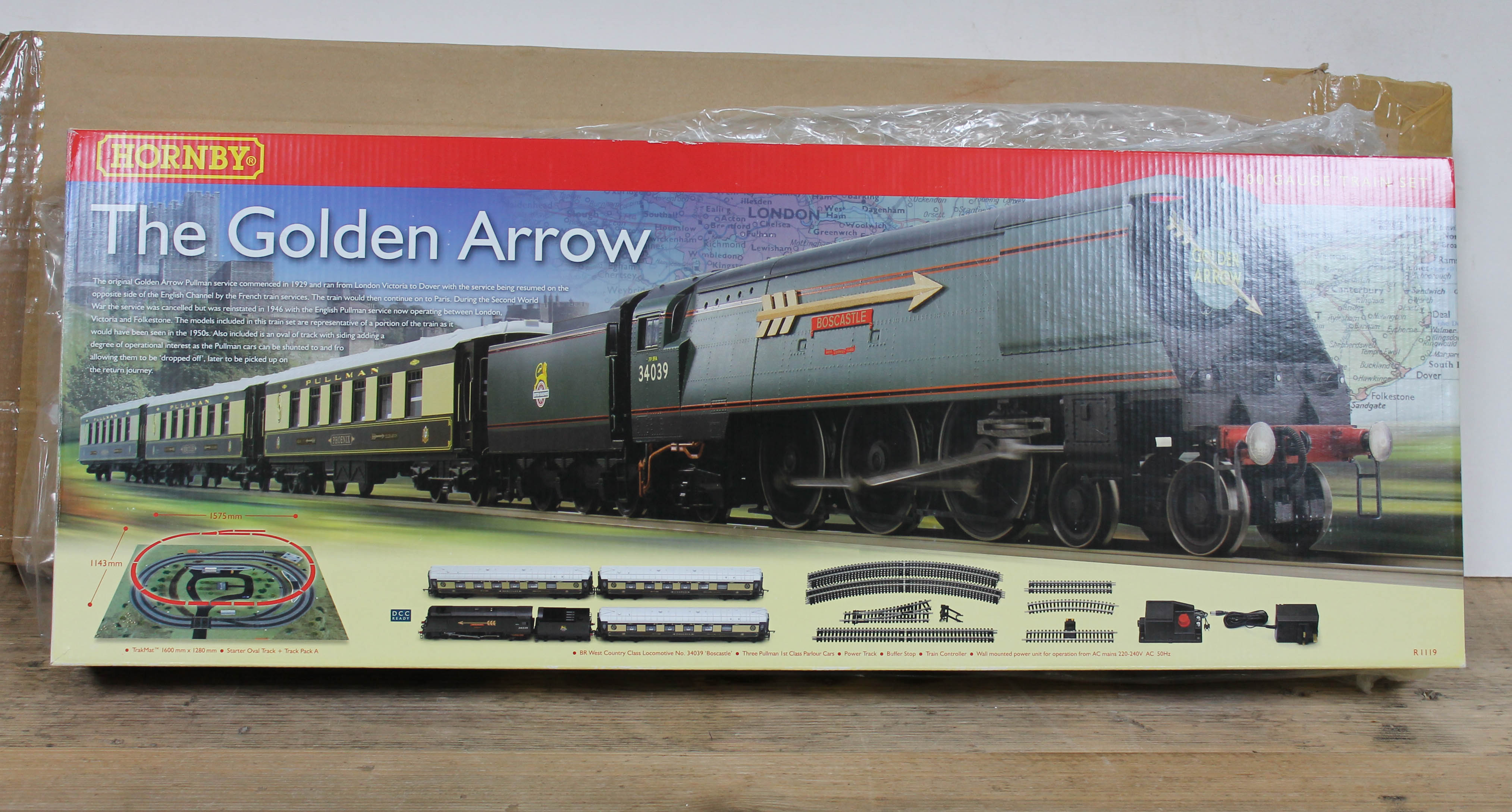 Hornby 00 Gauge The Golden Arrow train set.