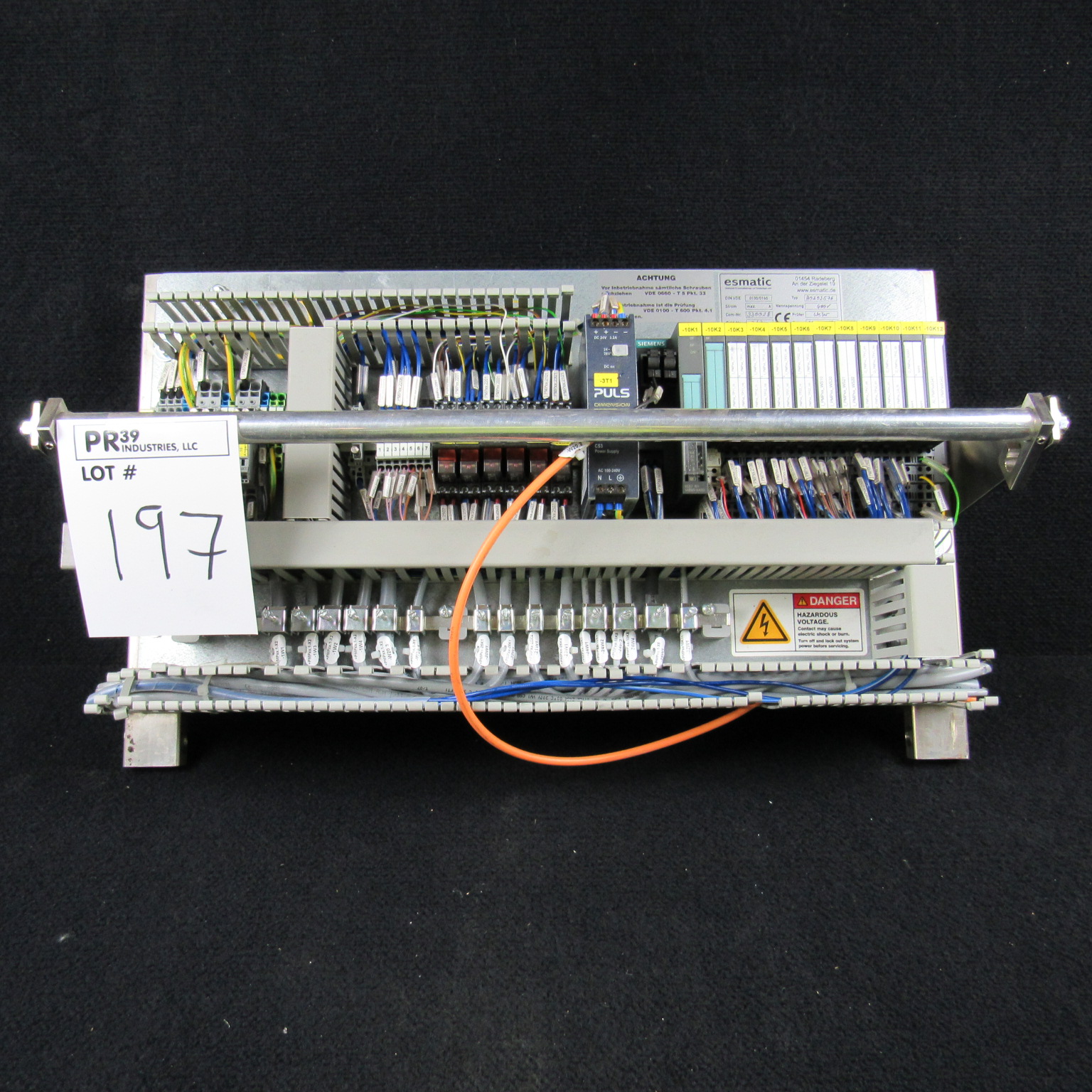 SIEMENS PLC RACK WITH POWER SUPPLY