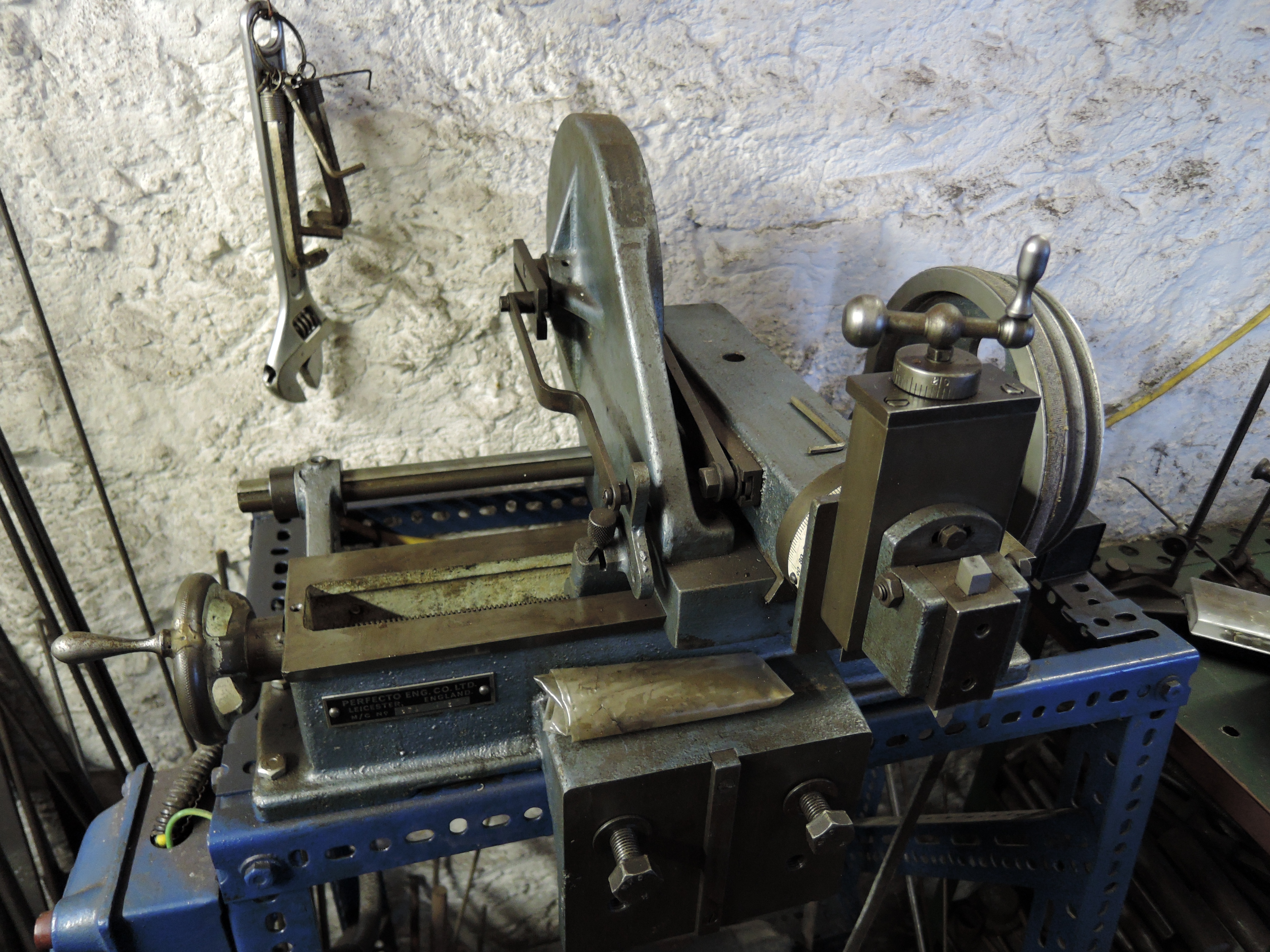 A Perfecto Keyway cutting machine, complete with cutters