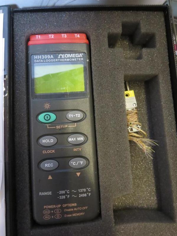 Omega HH309A Lot: (Qty 2) Data Logger Thermometers. Hit # 2203721 ...