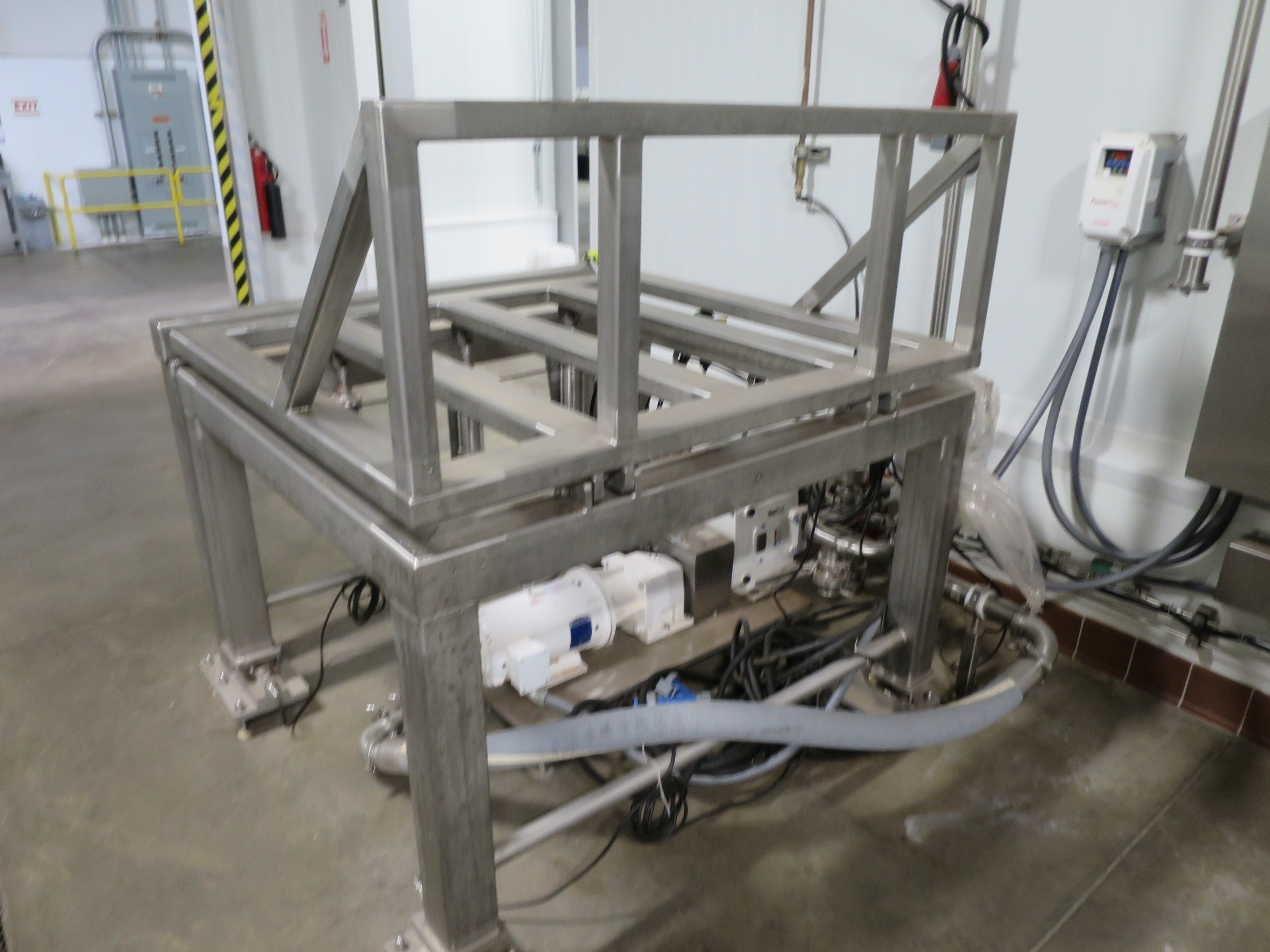 Liquid unloading station, stainless tubular construction, 55"x50"x42"h ...