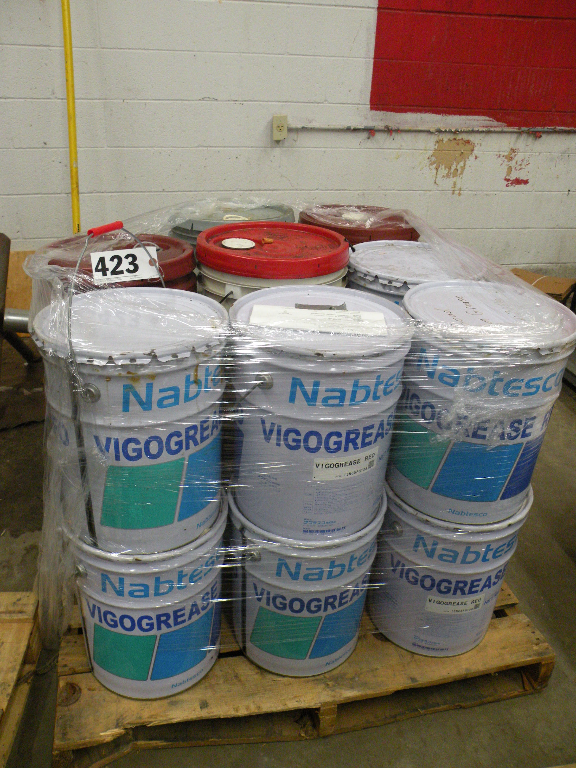 Pallet of Grease & Lubricant (5 unopened 5-Gallon Cans of Nabtesco ...