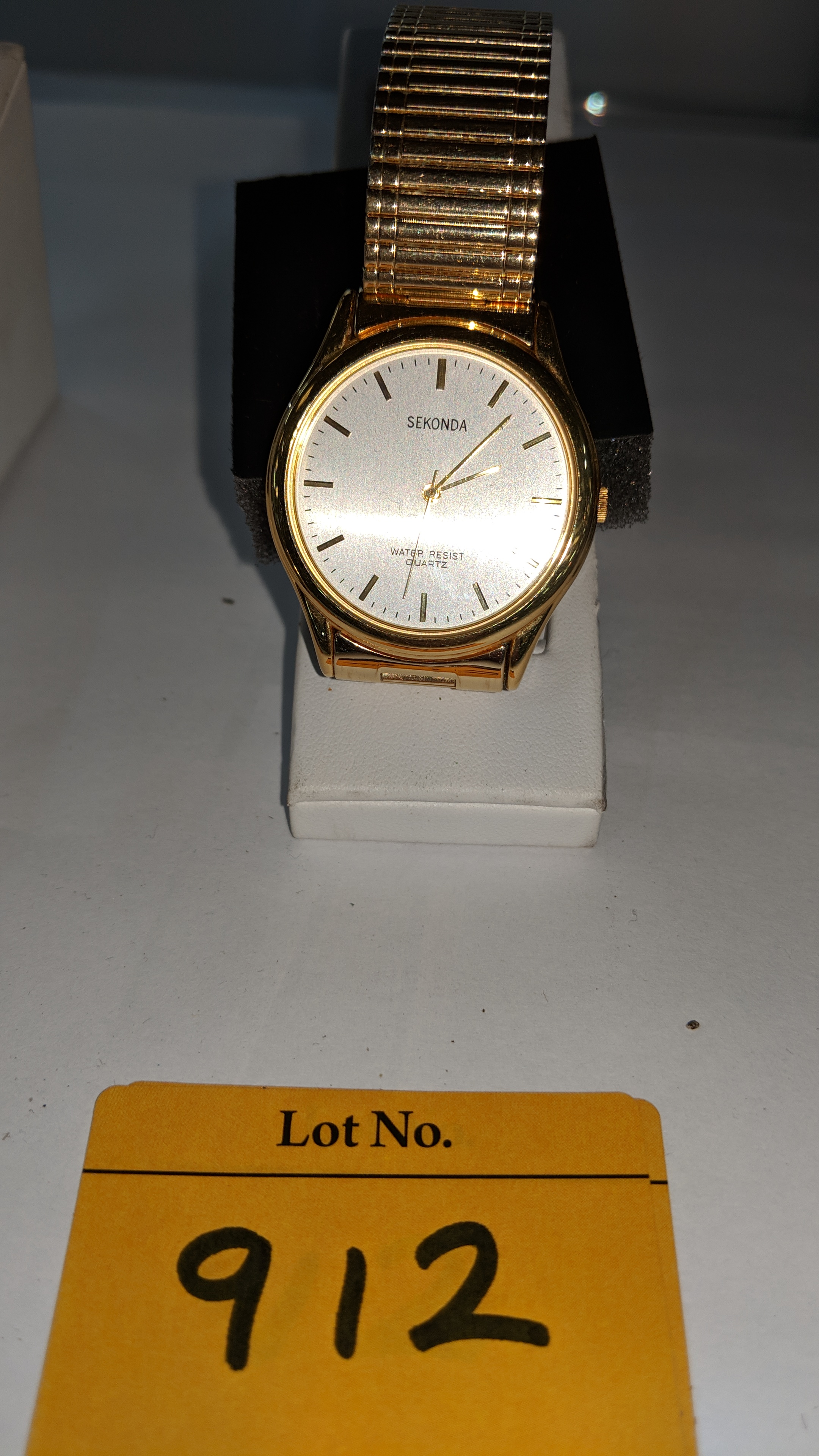 Sekonda Quartz water resistant (3 ATM) watch in gold finish with ...