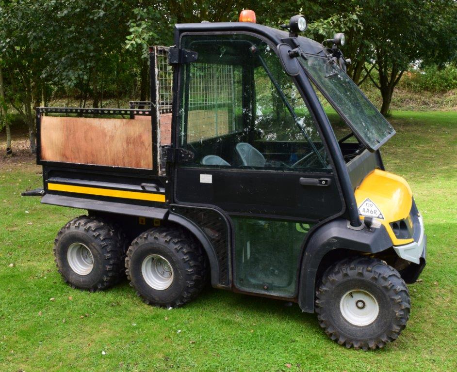 JCB Groundhog 6x4. Full cab with doors. Diesel. Year 2009. Hours 300 ...