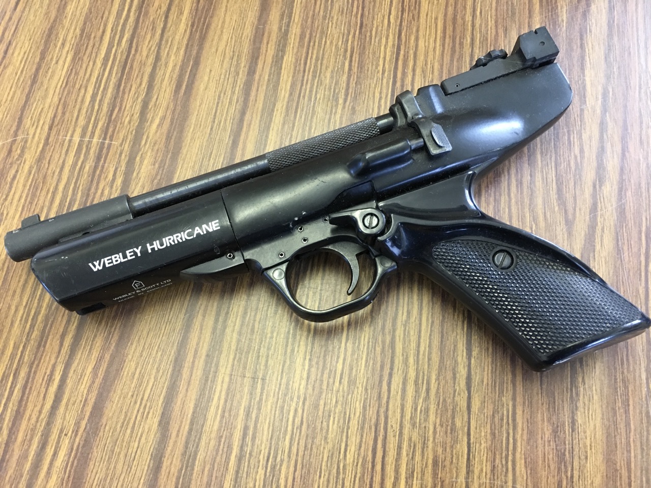 A boxed Webley & Scott .22 Hurricane air pistol.