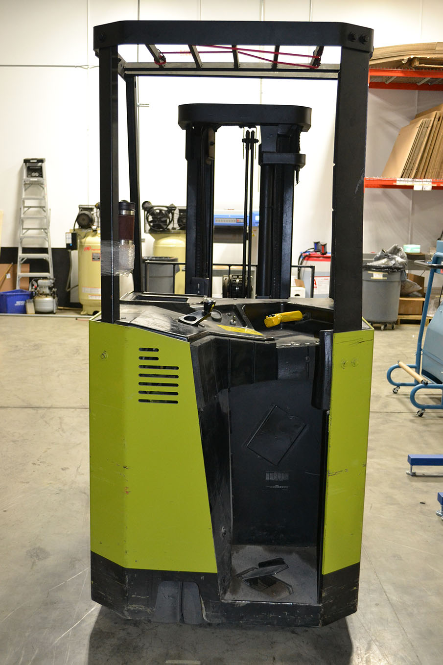 Clark ESM15 Electric Stand Up Forklift. 6519 Hours, 3-Stage Mast, 3000 ...