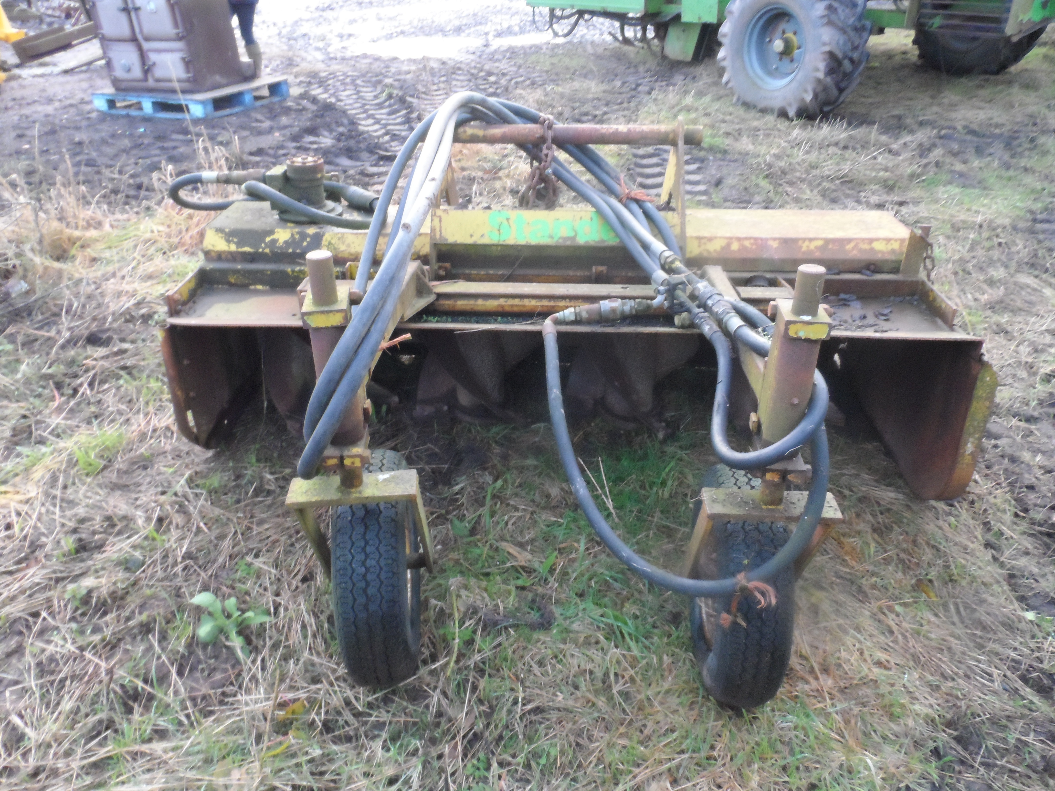 STANDEN FRONT MOUNTED TURBO BEET TOPPER