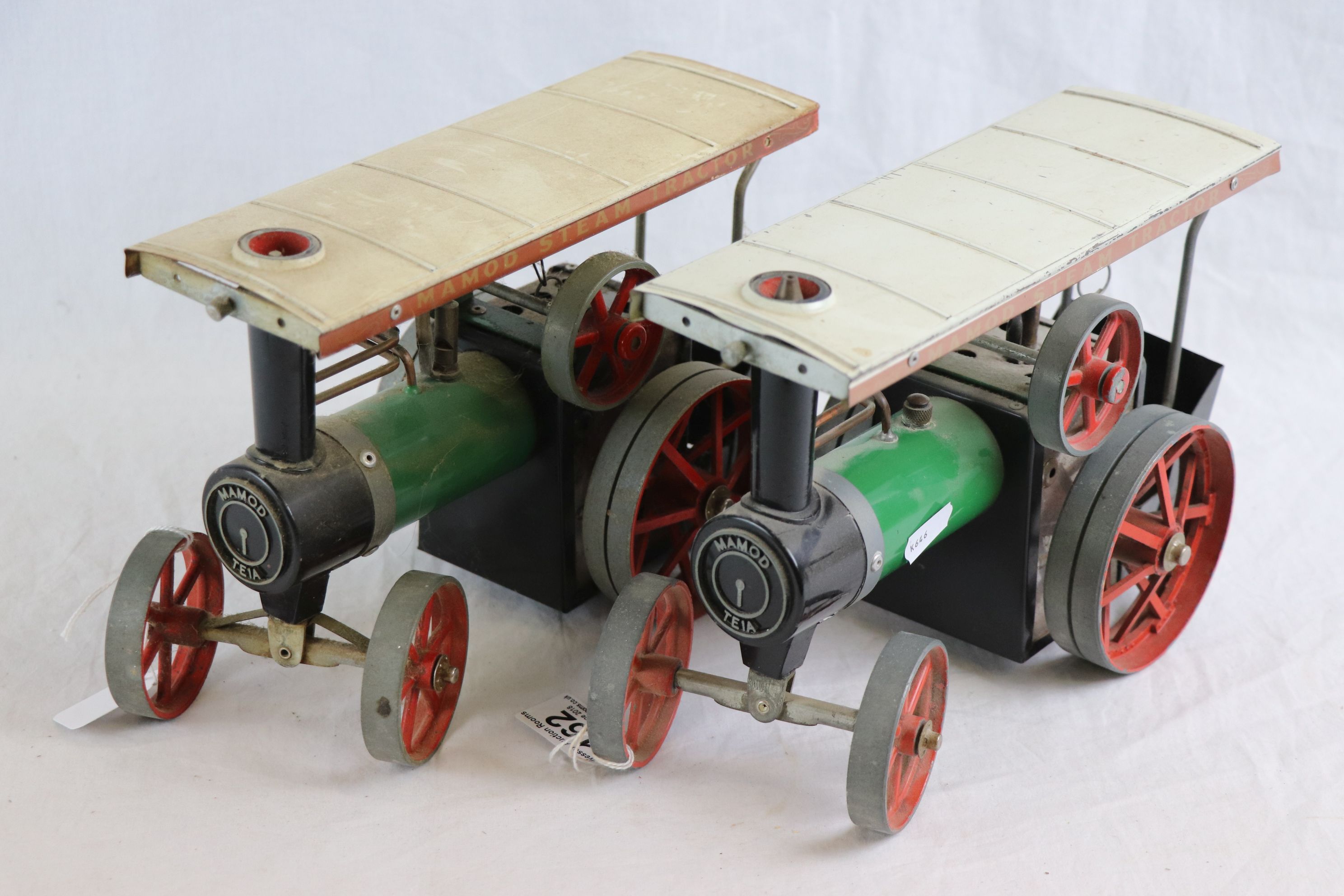 Two Mamod TE1A Steam Tractor engines with a Mamod log trailer, used but ...