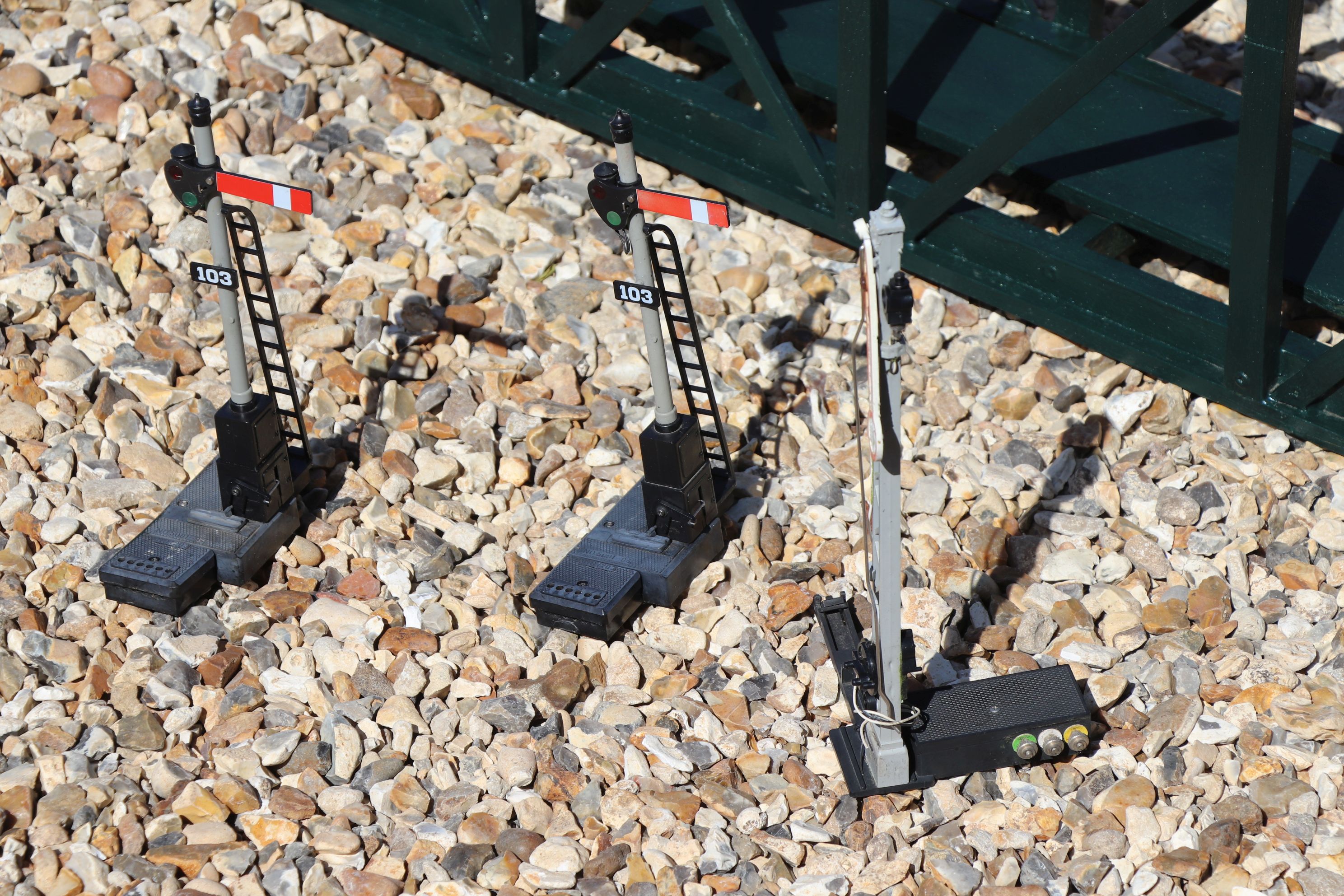 G Scale model railway - Electric rotating custom built turntable (37" x ...