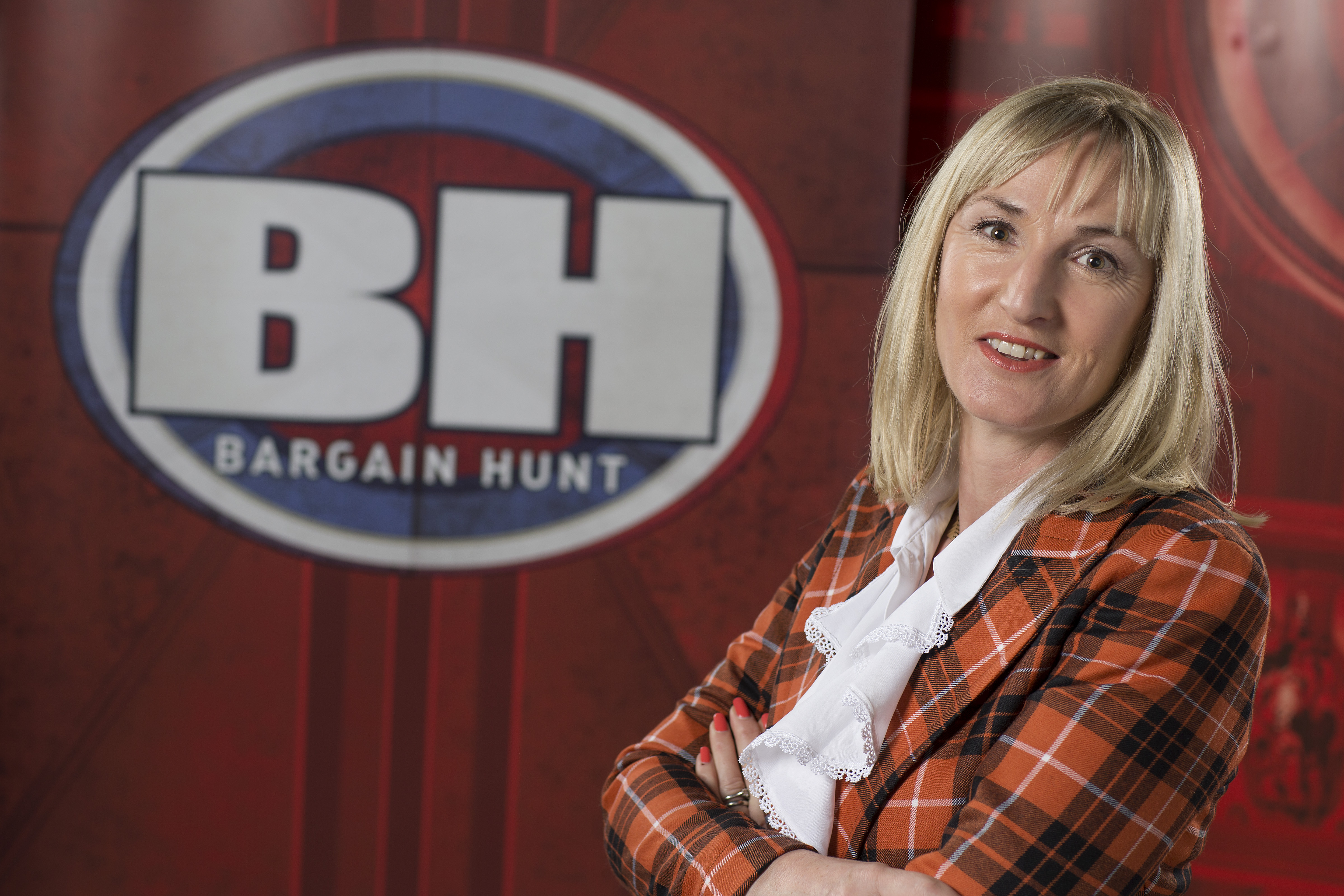 Shop till you drop with Caroline Hawley your very own Bargain Hunt ...