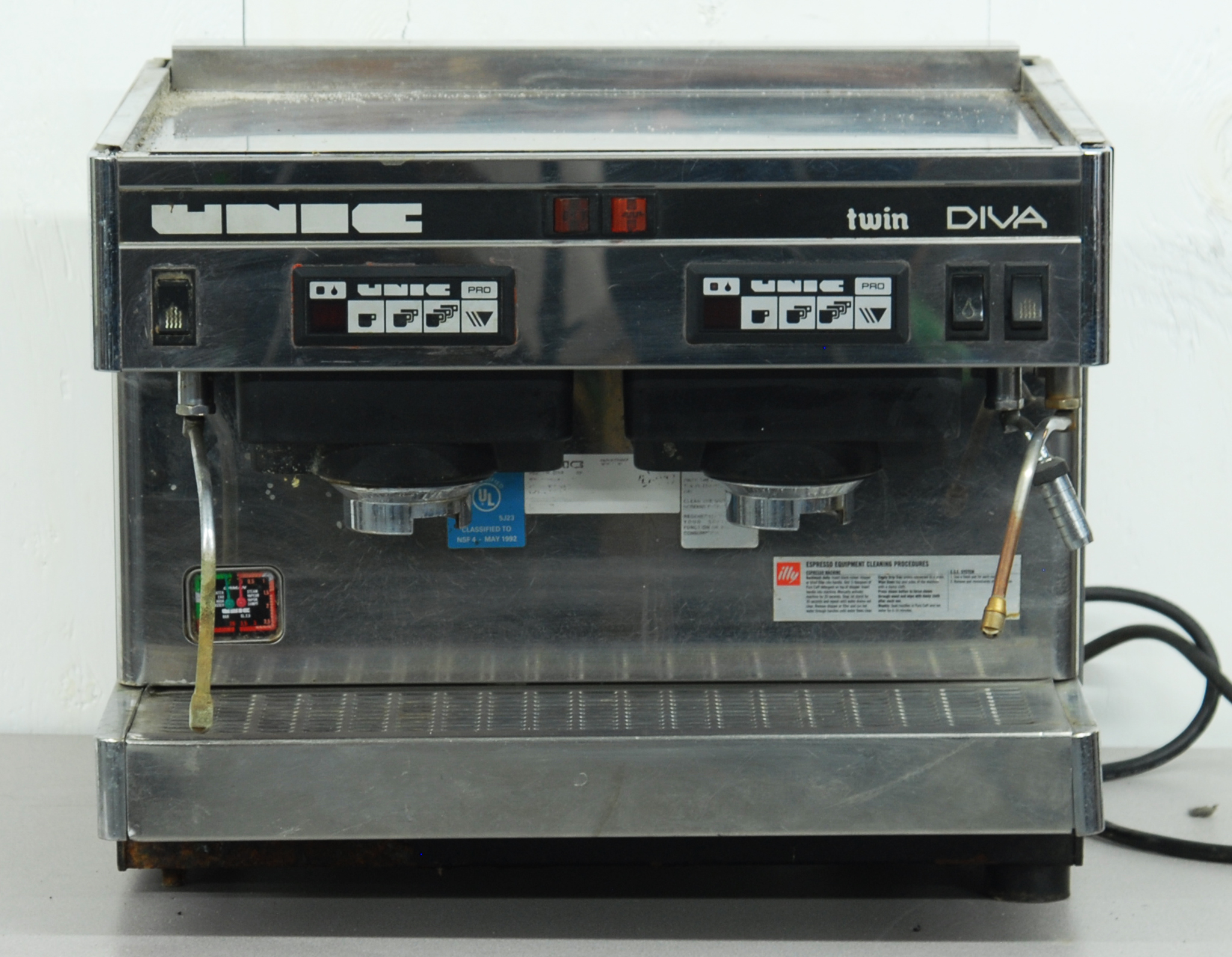 Unic Twin Diva Espresso Machine - Make Cafe Quality Espresso and other ...