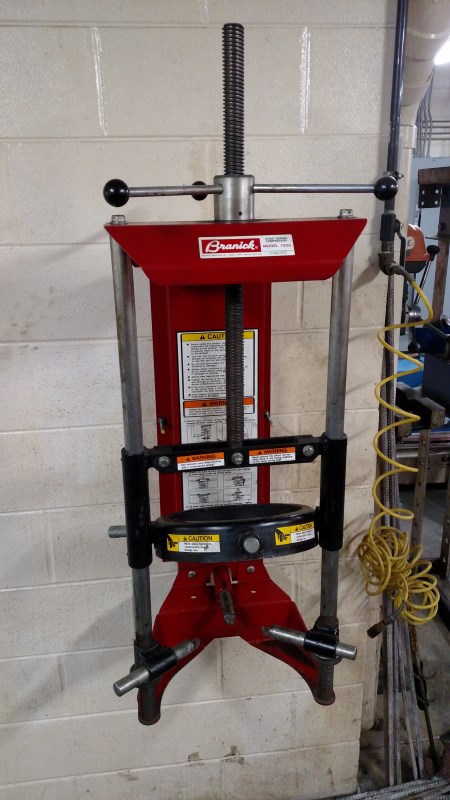 Branick Model 7200 Strut Spring Compressor