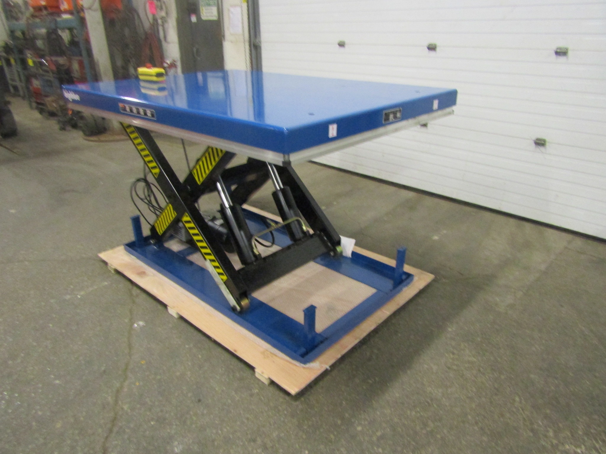 Bigblue Hydraulic Lift Table 48" x 68" x 36" lift - 8000lbs capacity ...