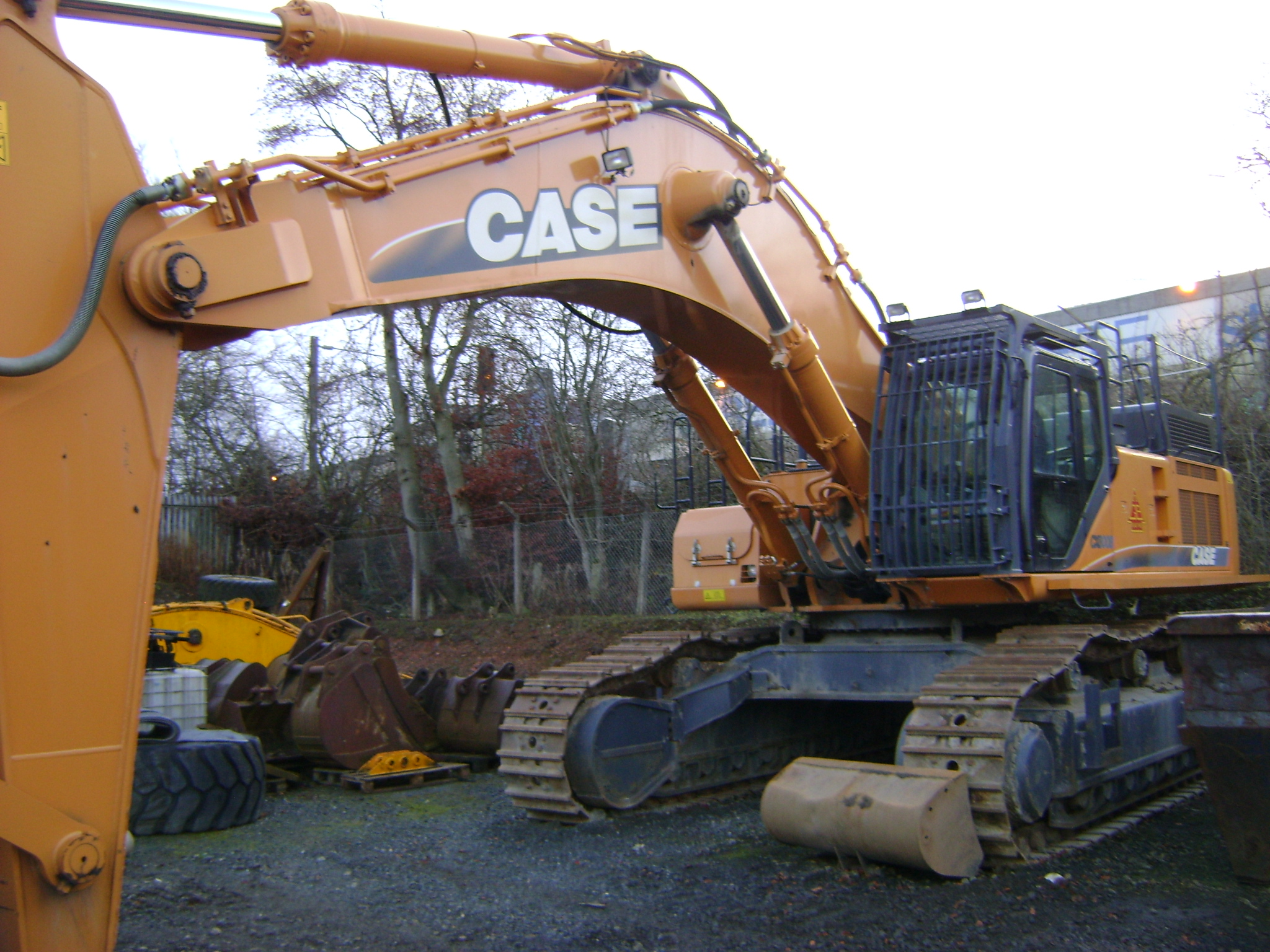 Case CX800 Tracked 80 Ton Excavator 4748 Hours 2011 Located in ...