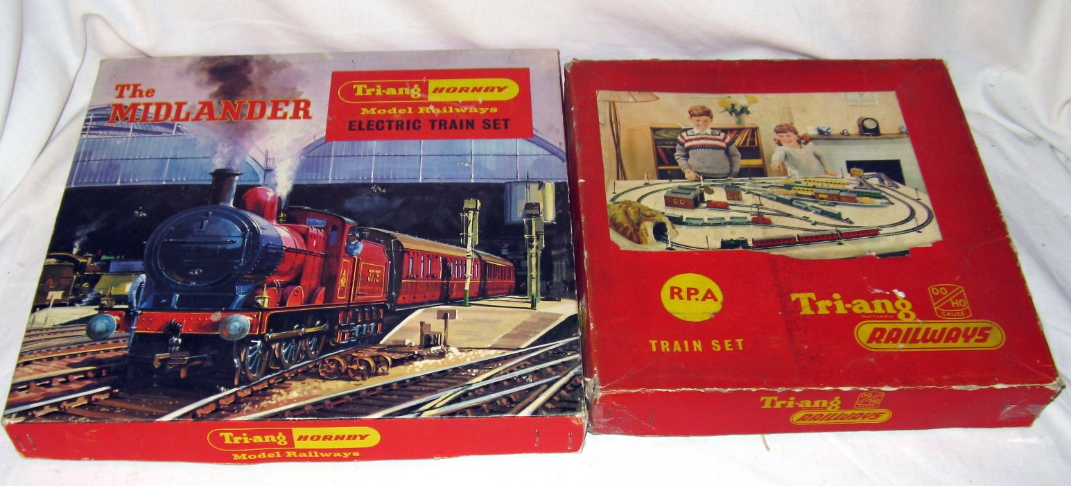 2 x TRIANG/TRIANG HORNBY Train Sets - Triang R.P.A C/w Set comprising a ...