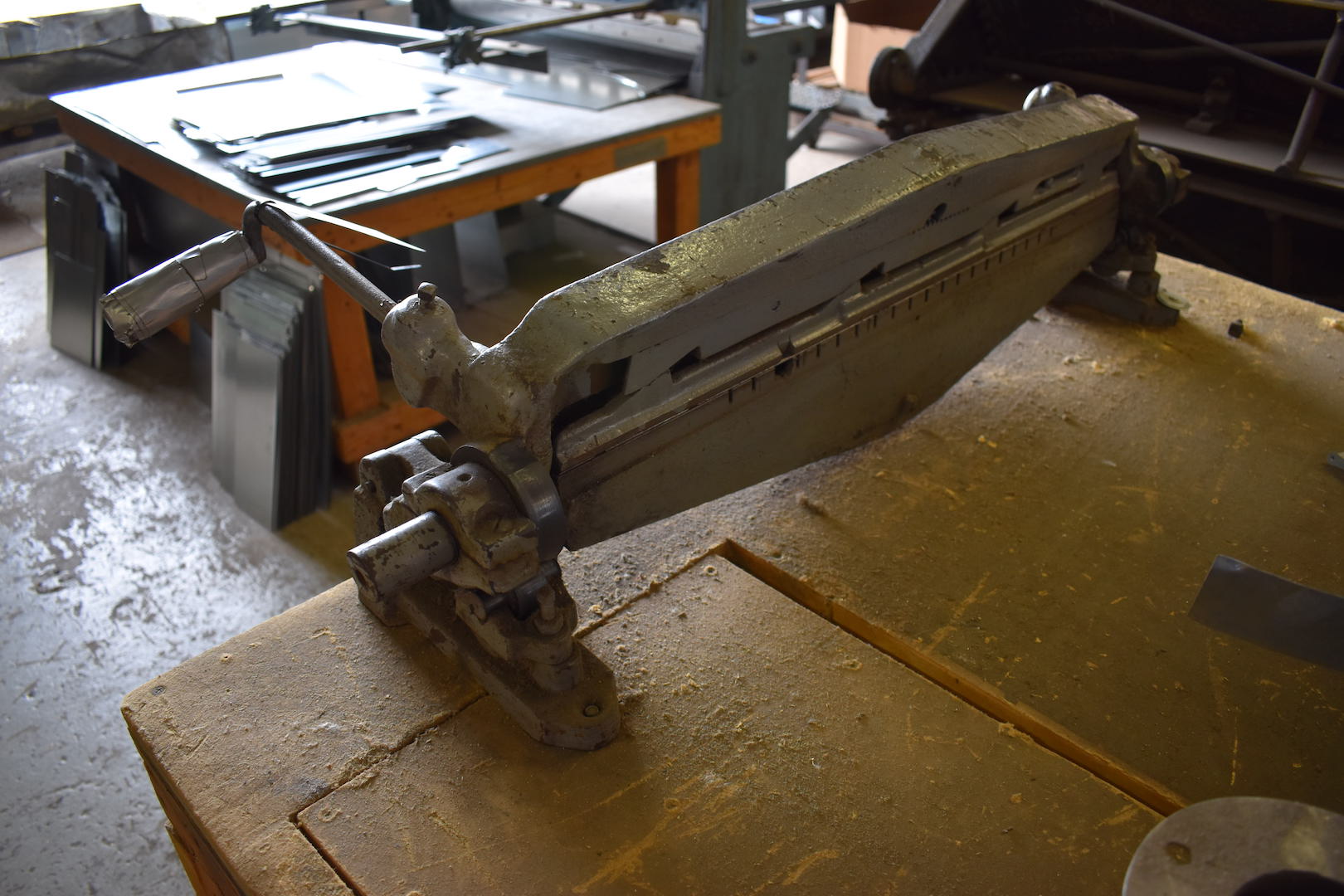 Niagara 30" Bench Top Sheet Metal Brake