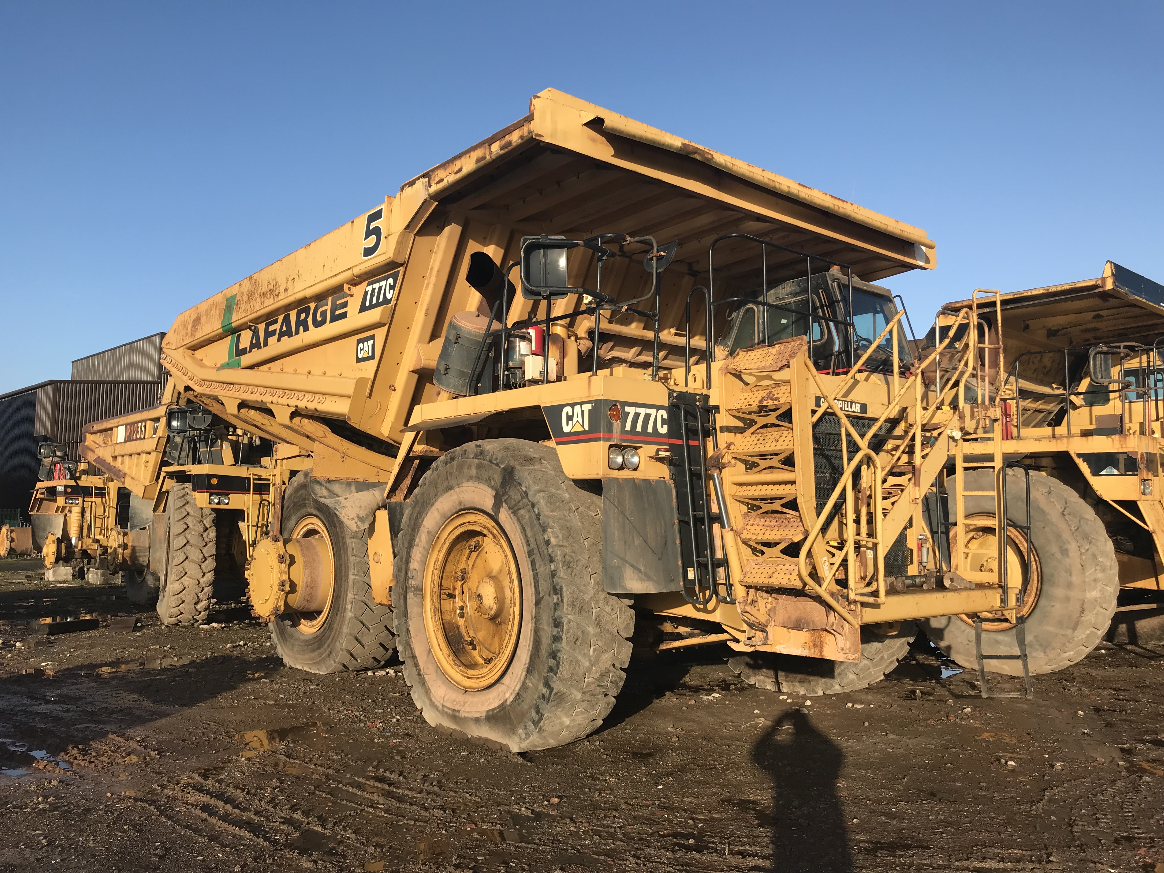 Caterpillar 777C Caterpillar 777C rigid haul truck. This truck has auto ...