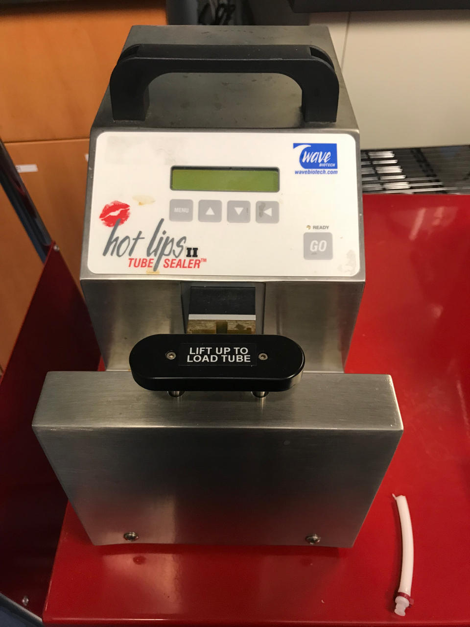 Wave Biotech Hot Lips II Tube Sealer, SN: 0055 0905 SLR2 110/220 VAC