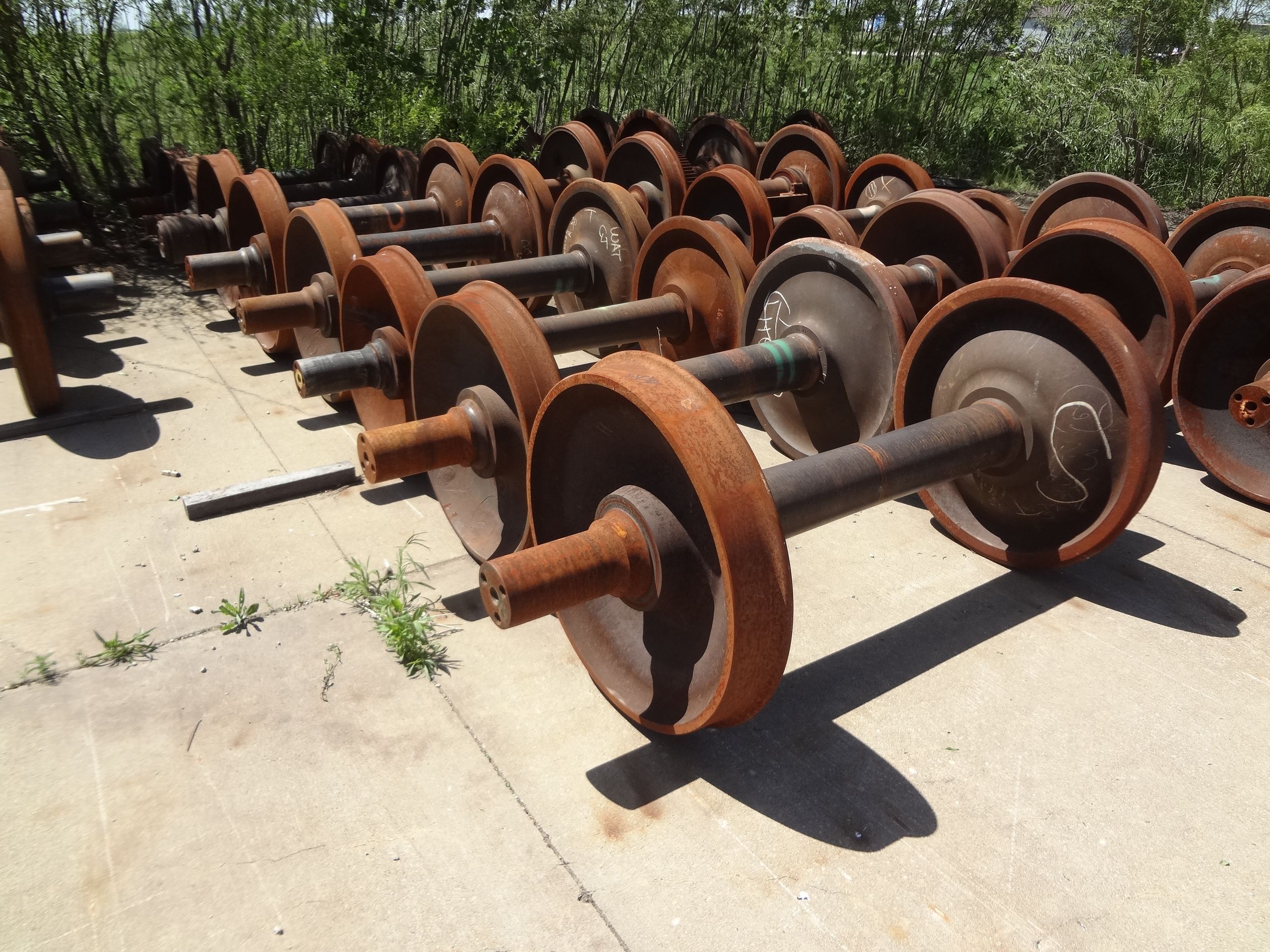 { Choice of lots: 454, 455, 456, 457, 458 (P) } RAILROAD WHEEL SETS ...