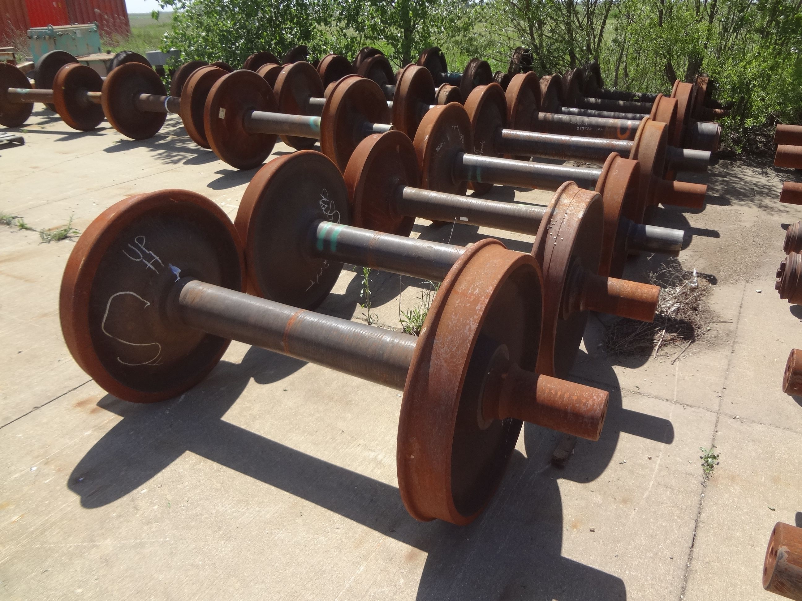 { Choice of lots: 454, 455, 456, 457, 458 (P) } RAILROAD WHEEL SETS ...