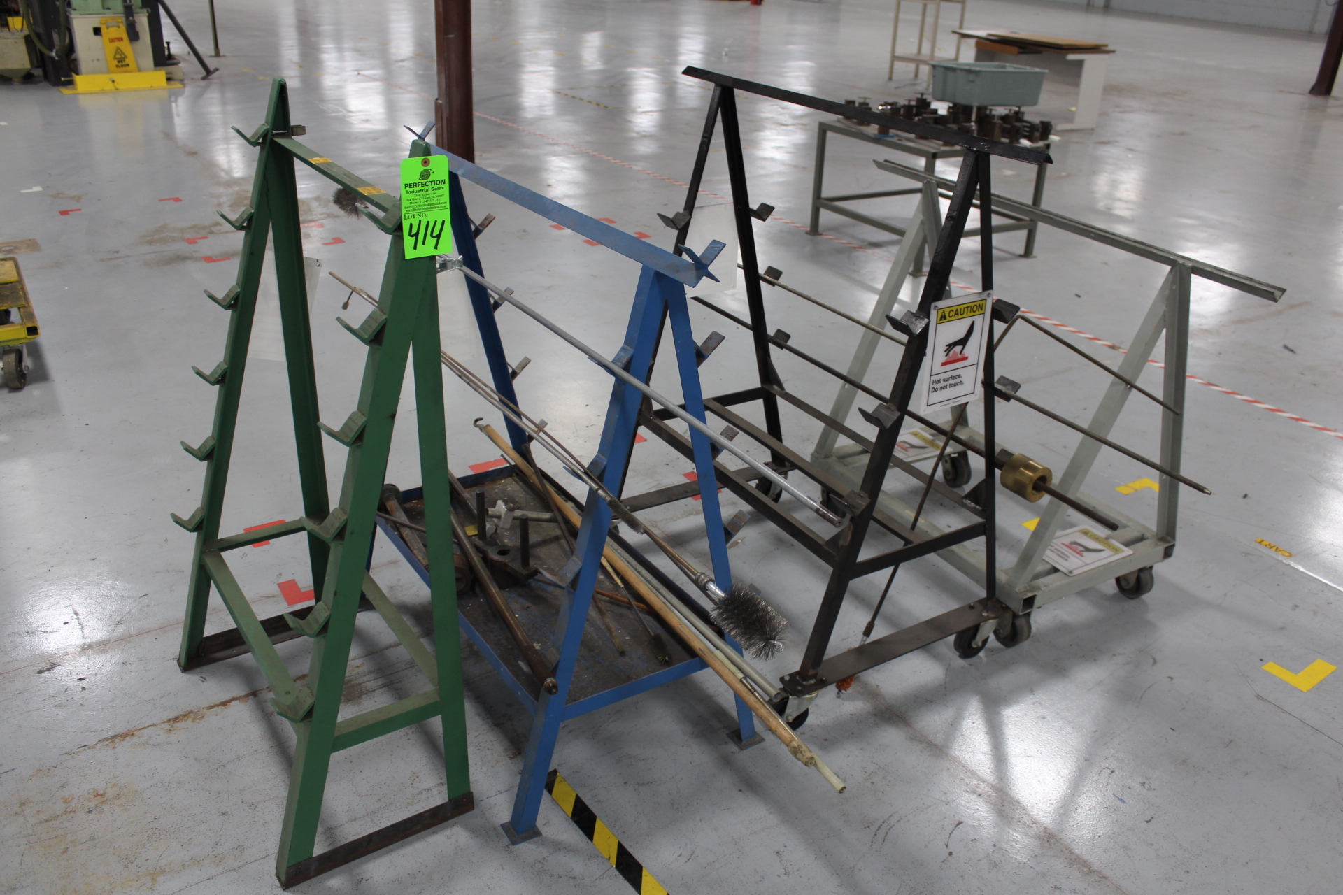 Lot - Extruder Screw Racks; H11