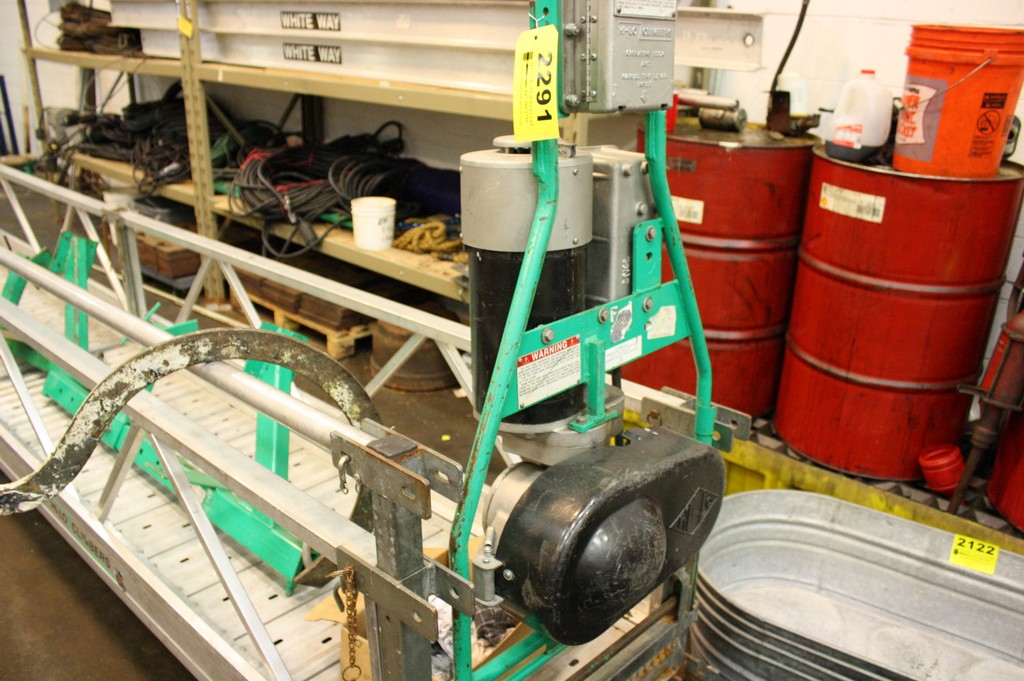 HI LO CLIMBERS MODEL 355 MODULAR POWERED SWING STAGING SYSTEM ...