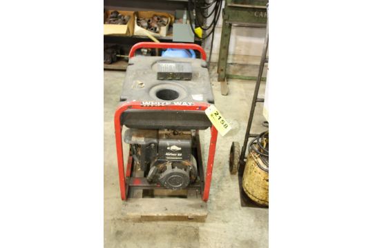 GENERAC 5000 GENERATOR W/BRIGGS & STRATTON MODEL 19G412, 10-HP ENGINE