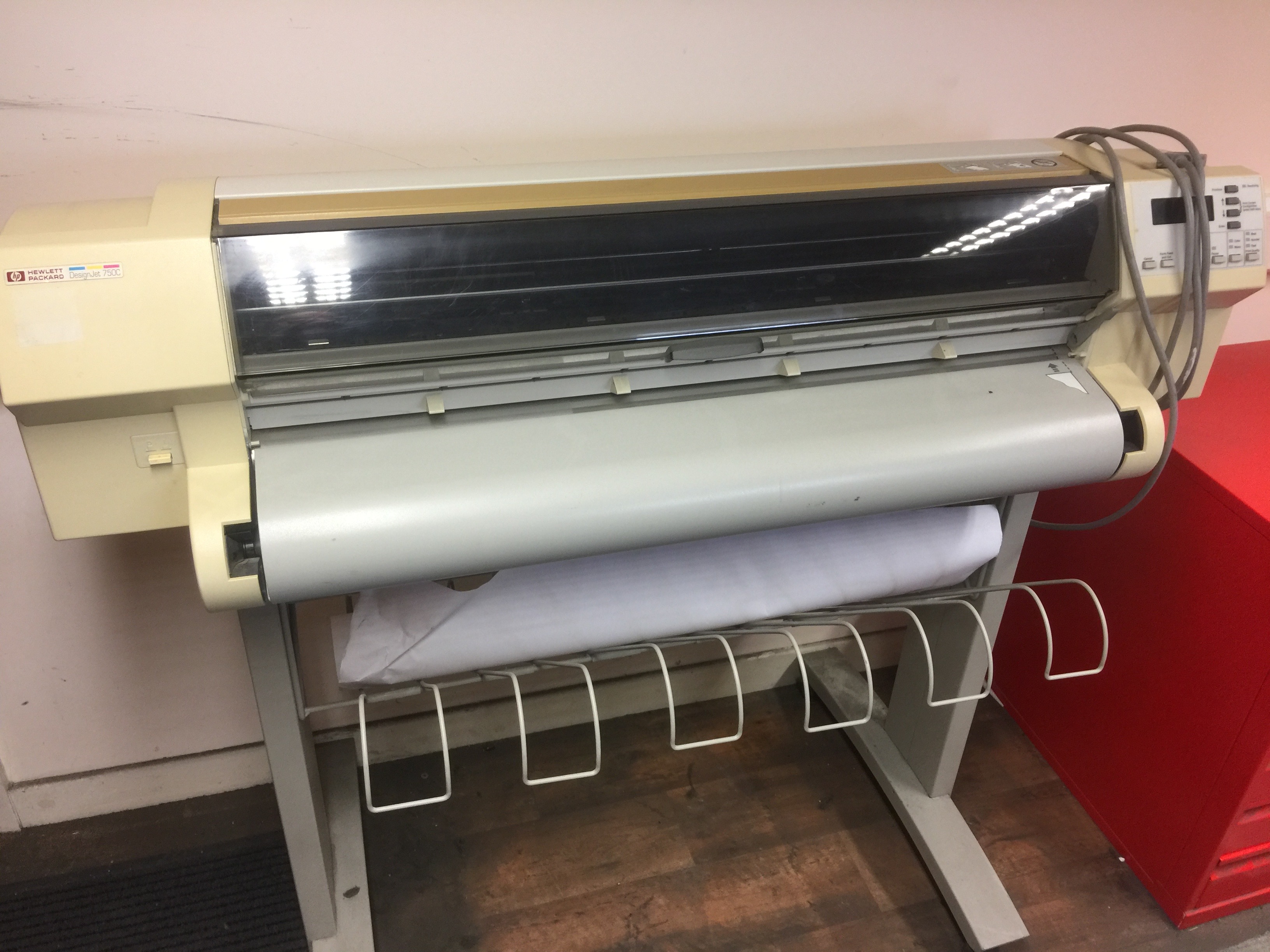 HP DesignJet 750C colour wide carriage printer