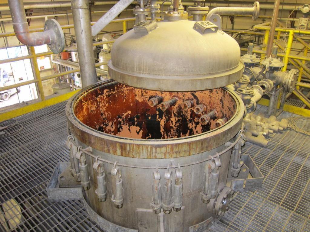 IHI Fundabac stainless candle filter, model R23-36-25, s/n 7300, inside ...