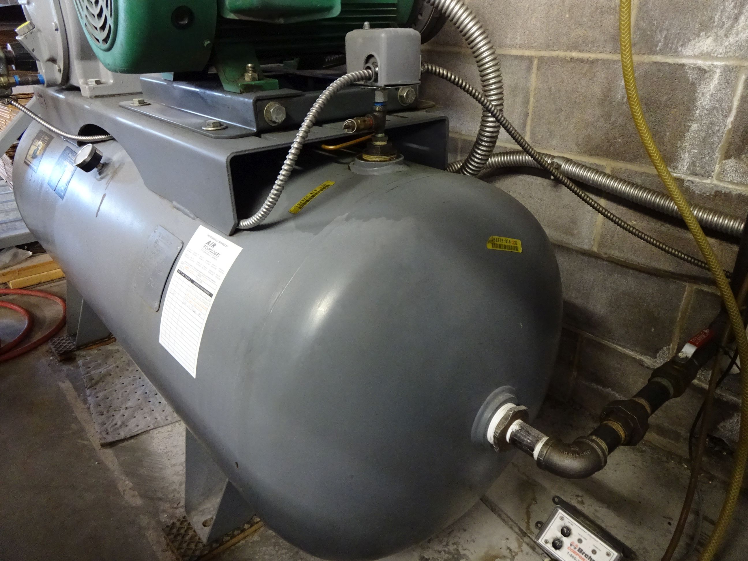 20 HP INGERSOLL RAND MODEL 3000 3-STAGE HORIZONTAL TANK AIR COMPRESSOR ...