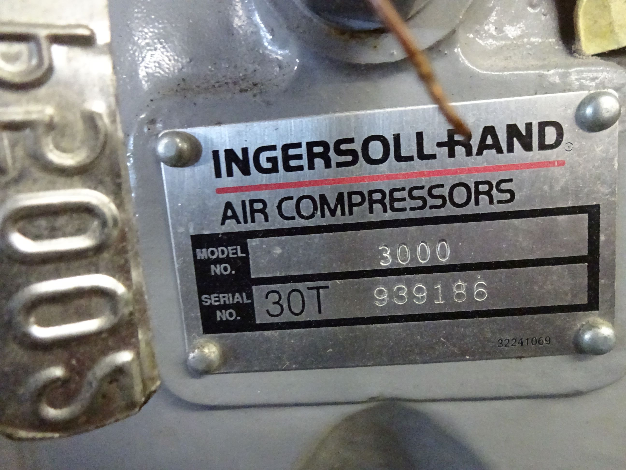 20 HP INGERSOLL RAND MODEL 3000 3-STAGE HORIZONTAL TANK AIR COMPRESSOR ...