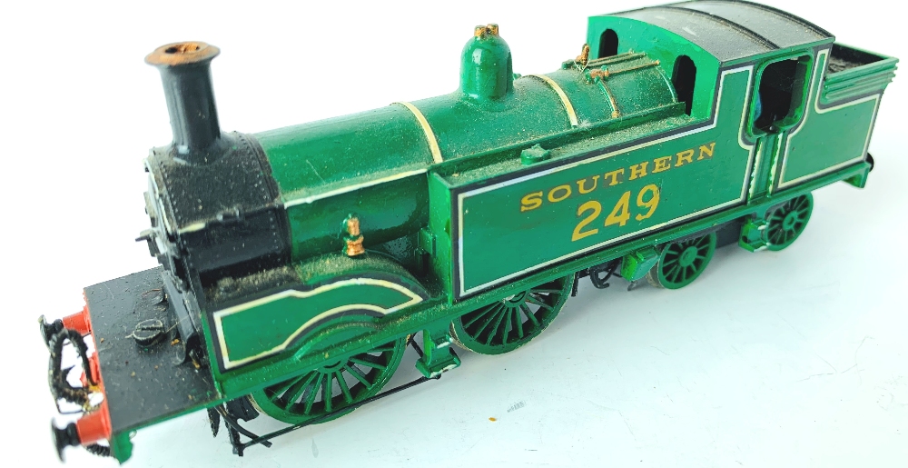 Hornby OO Gauge Southern M7 Steam Tank Loco Unboxed