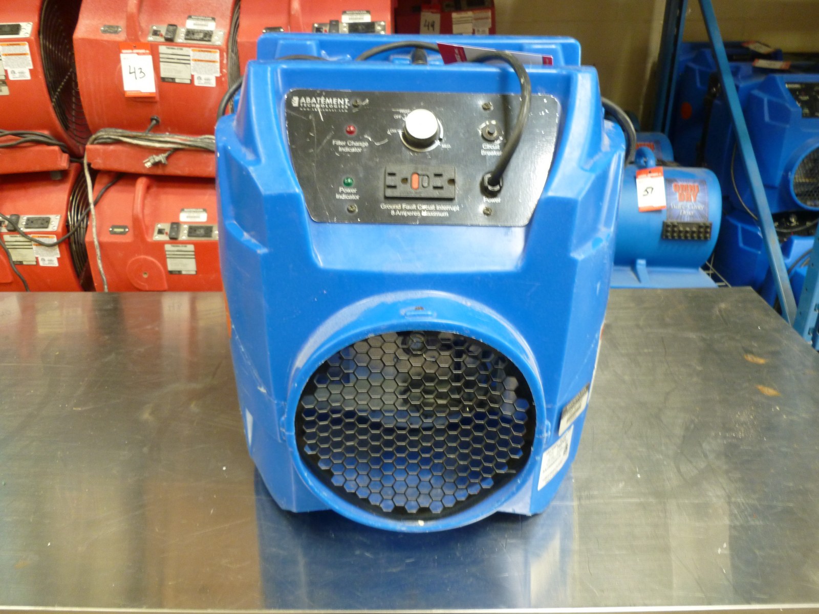 1 X ABATEMENT TECHNOLOGIES - PREDATOR 600 PORTABLE AIR SCRUBBER - MODEL ...
