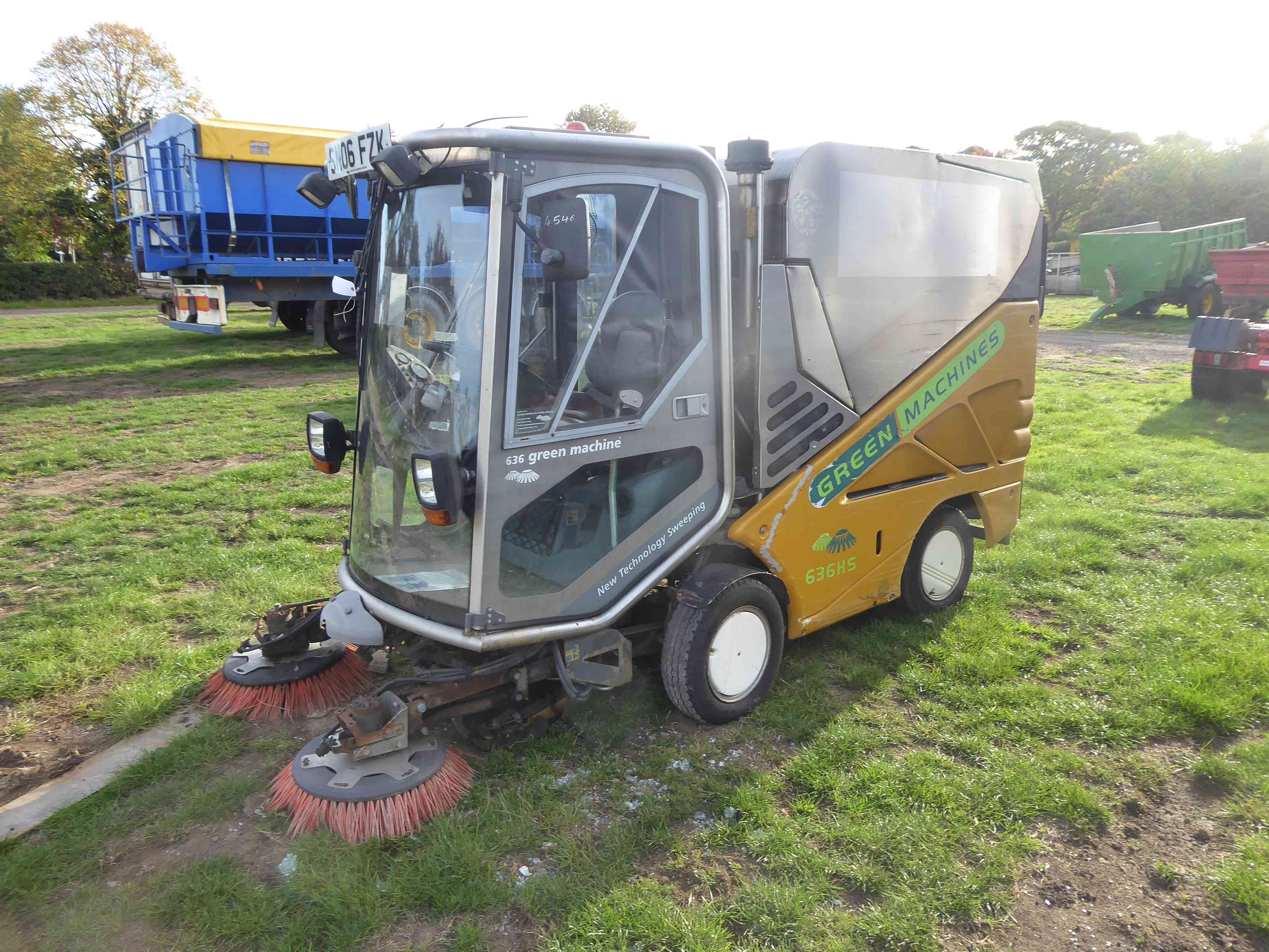 Applied Sweeper Green Machine 636 road sweeper, V5, SN06 FZK