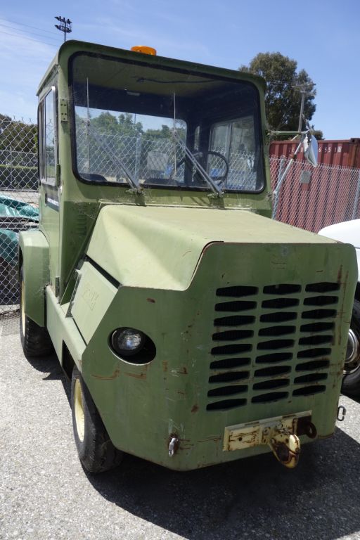 1-Used Clark Towing Tractor Model CT50, sn CT 1 5117 Propane 5,000 lbs ...